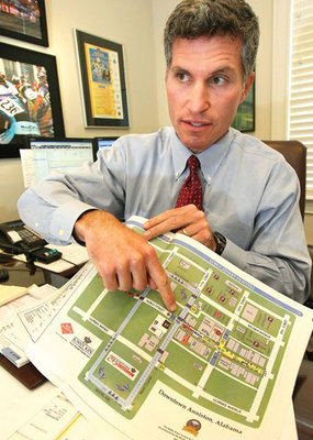 Pedal power: Mike Poe is driving force behind area bicycle events ...