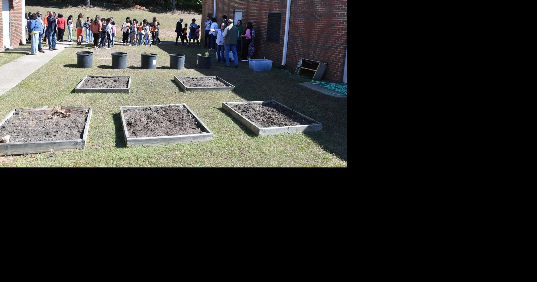 Randolph Park Elementary School chosen as a Farm to School | Education ...