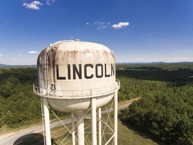 Lincoln council votes to repaint city water tank (with photos) | The St ...