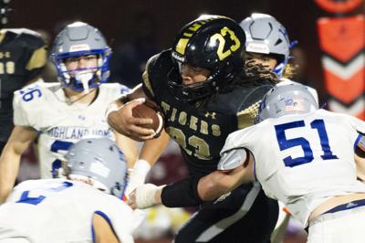 NO-FLY ZONE: B.B. Comer grinds its way past Highland Home | Sports ...