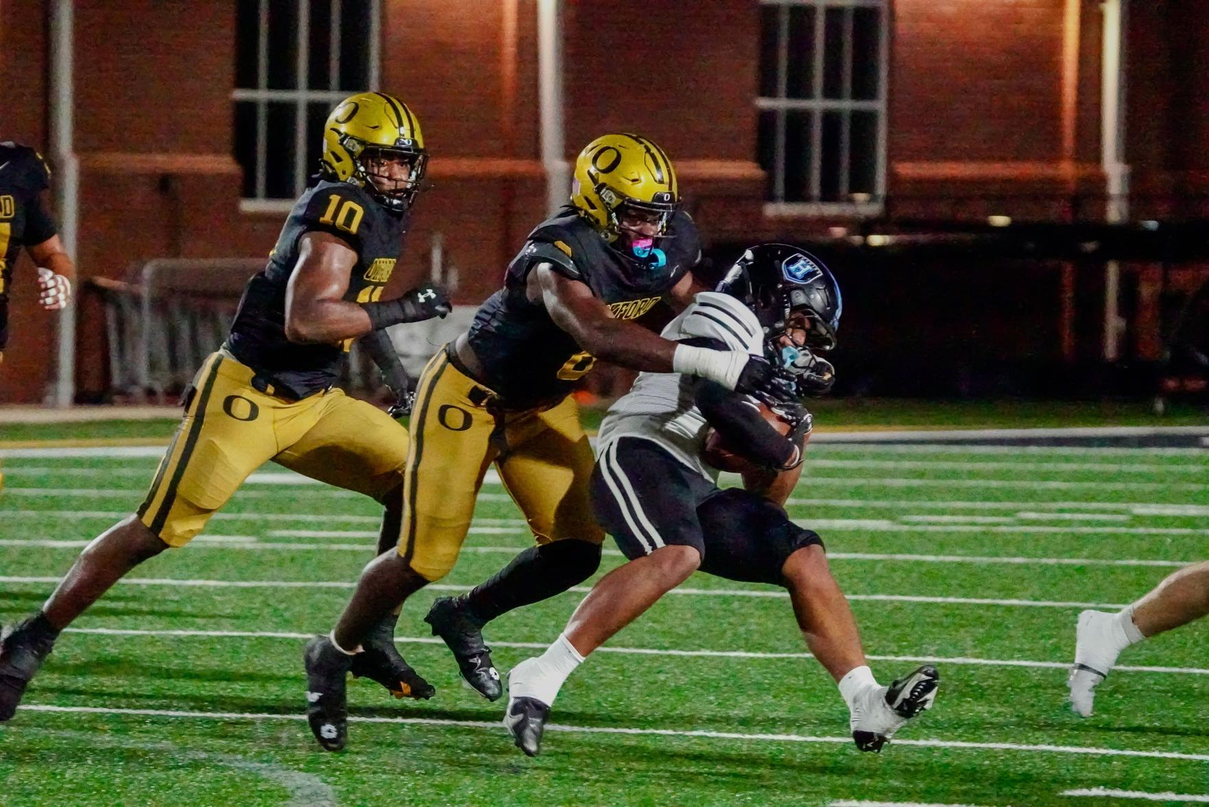 Photo gallery: Oxford vs. Helena football | Slideshows | annistonstar.com