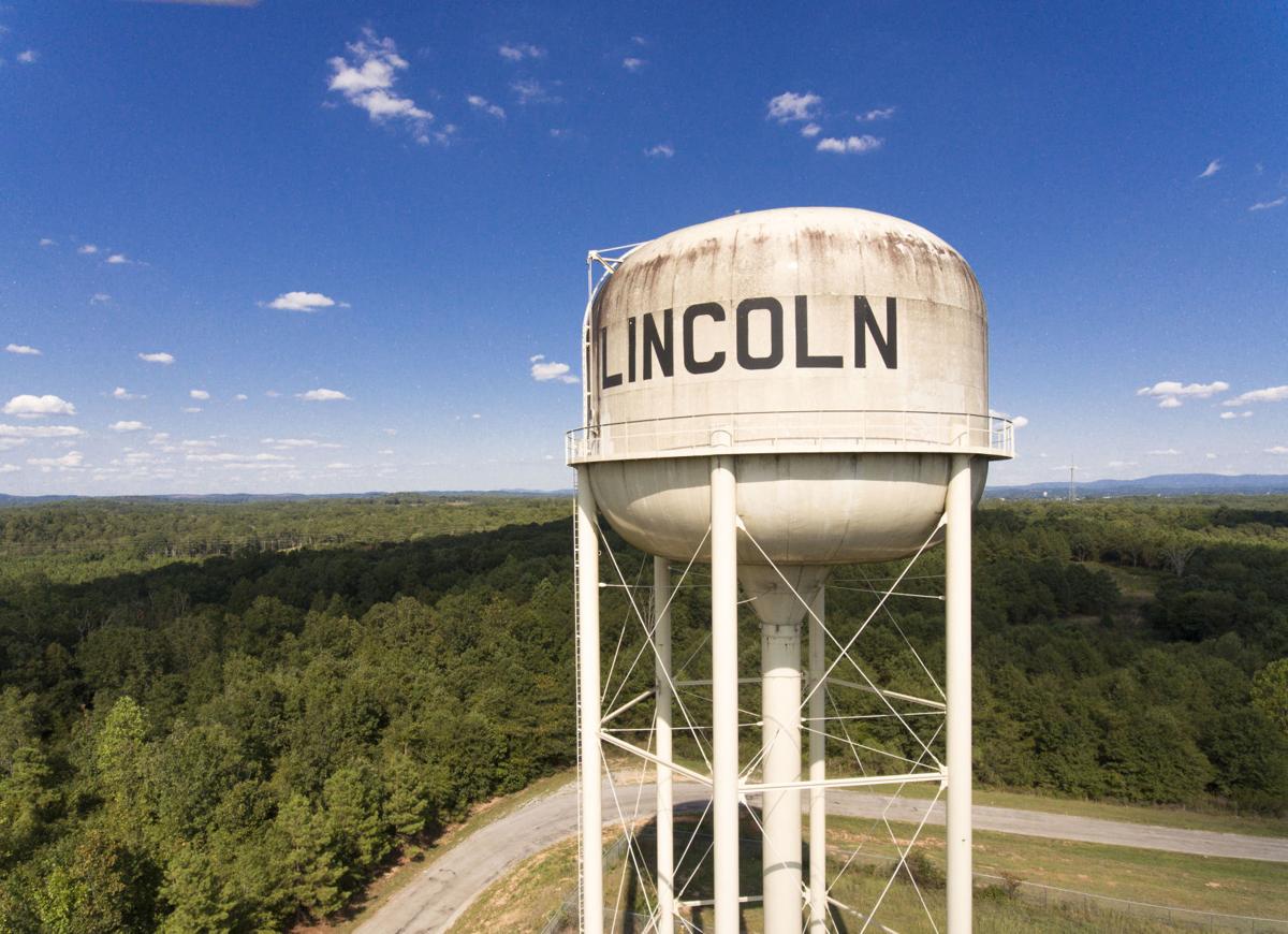 Lincoln council votes to repaint city water tank (with photos) | The ...