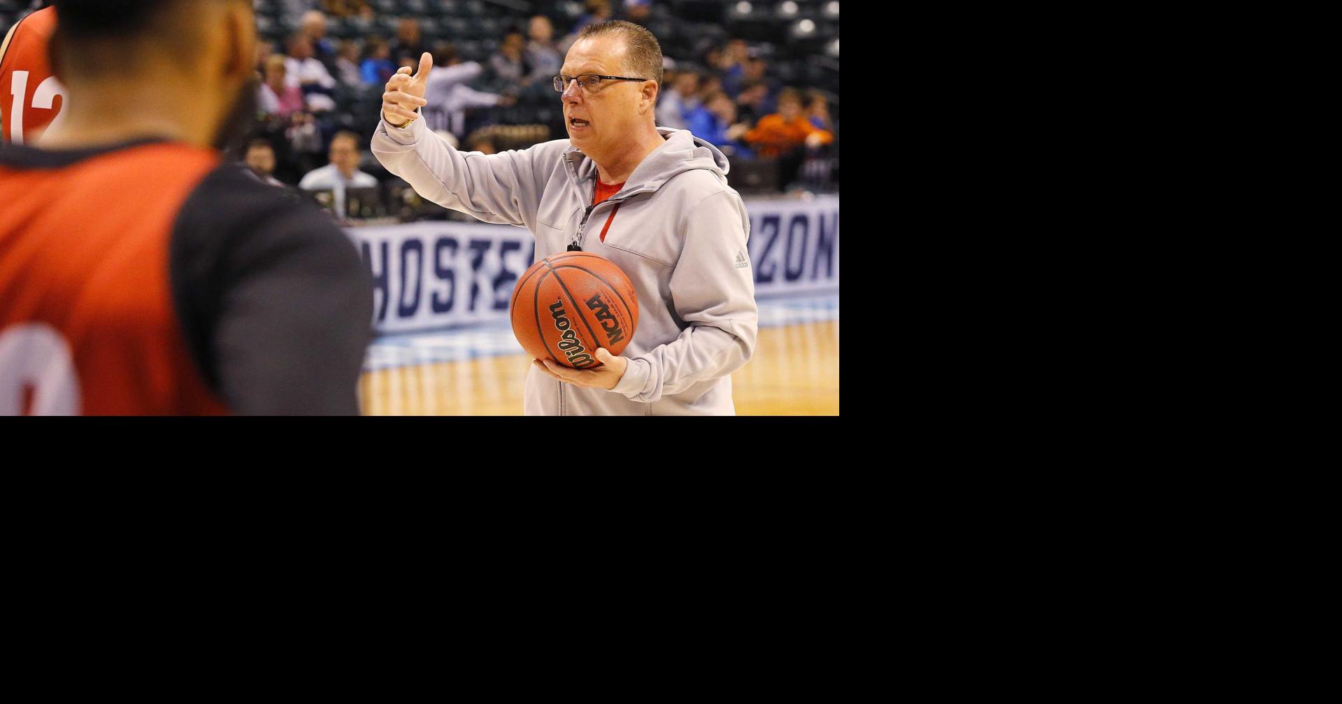 March Madness Photo Gallery: Coach Ray Harper at Practice | Slideshows ...