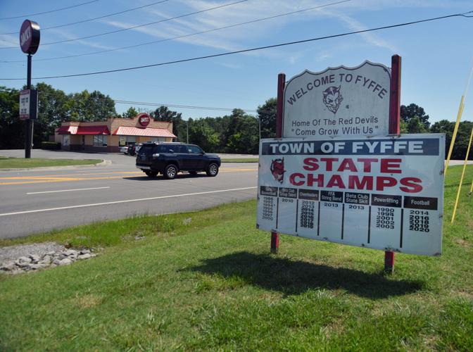 As the Pentagon releases its report on UAPs, we revisit Fyffe, the UFO ...