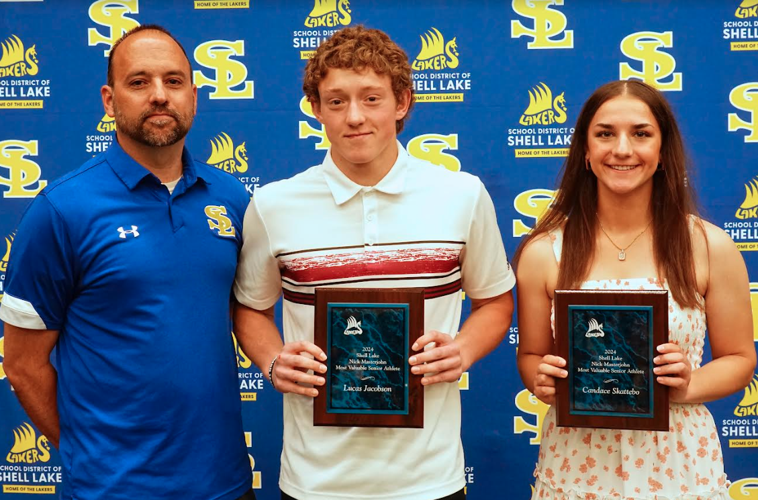 Senior awards at Shell Lake | Local | apg-wi.com