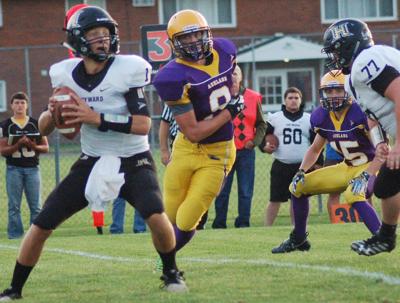 Hurricanes race past Oredockers | High School | apg-wi.com