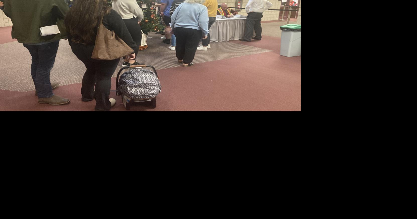 Polls are open in Wisconsin: How to vote, what to bring | News | apg-wi.com