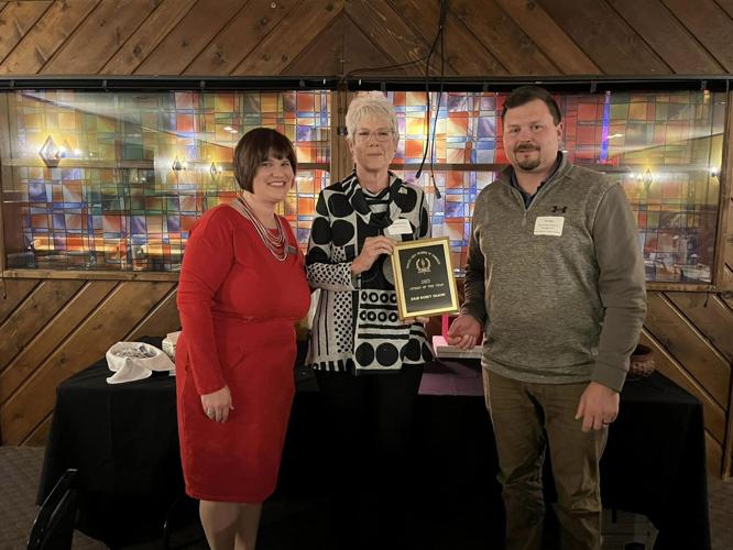 Phillips Chamber annual honors | Price County Review | apg-wi.com