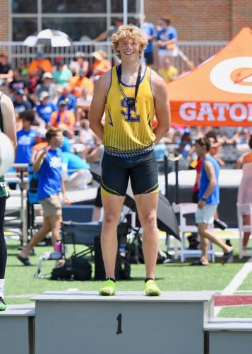 Landon Deneen sets state record as he captures 1st in 400 meters | High ...