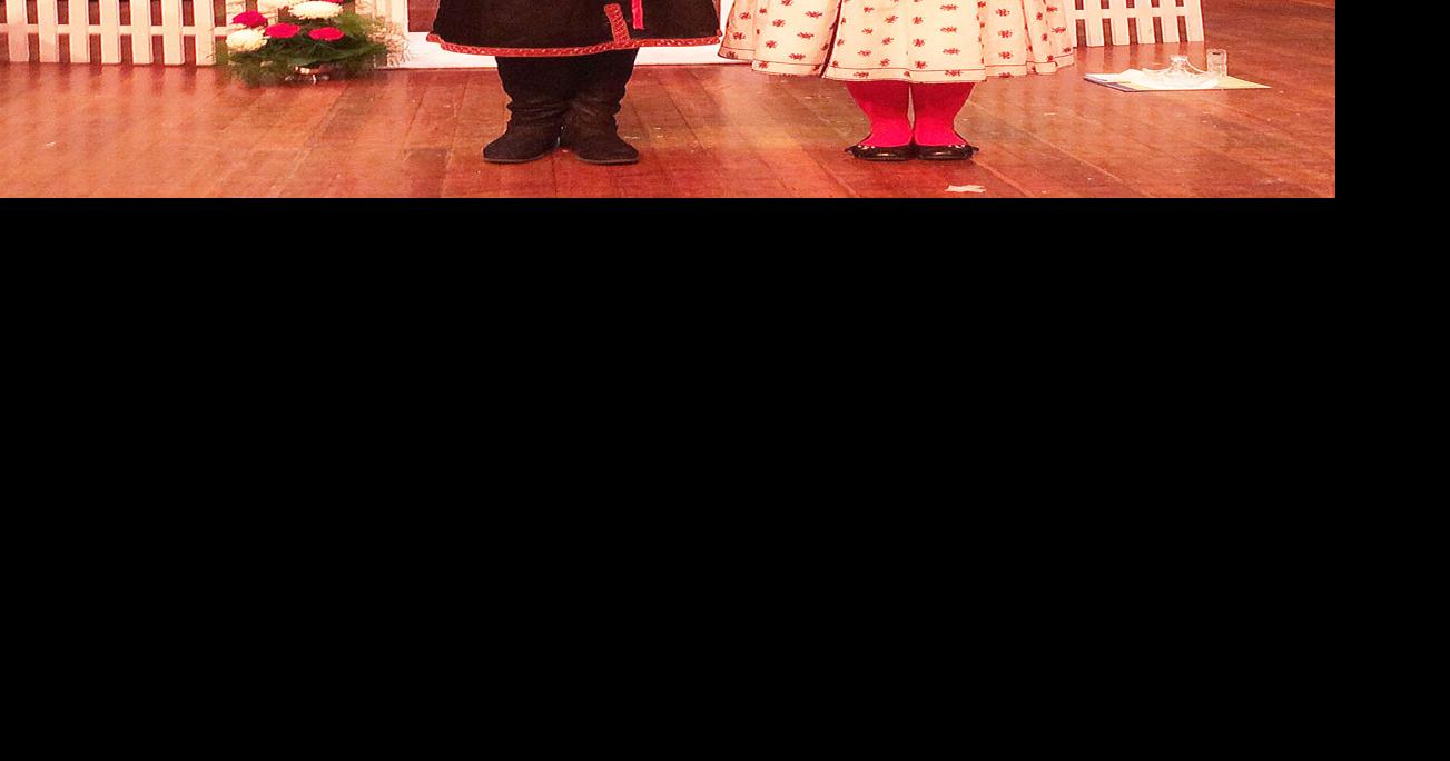 Angelo crowned Miss Czech Slovak Wisconsin Queen 2017–18 | Free | apg ...