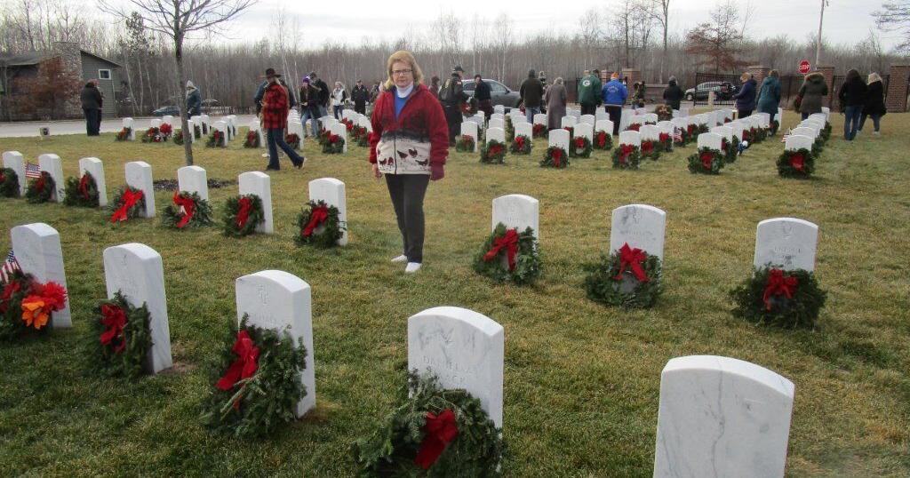 AMVETS supports Wreaths Across America | Price County Review | apg-wi.com