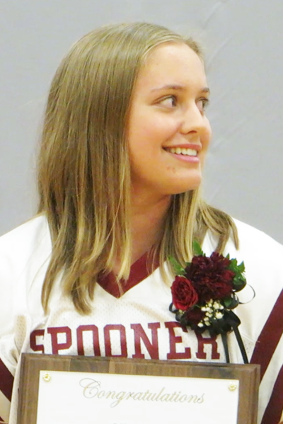 Spooner Rail golfer Dani DeWitt takes Medalist honors at WIAA Regionals ...