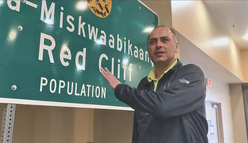 New highway signs proclaim Red Cliff’s Ojibwe name | Subscriber | apg ...