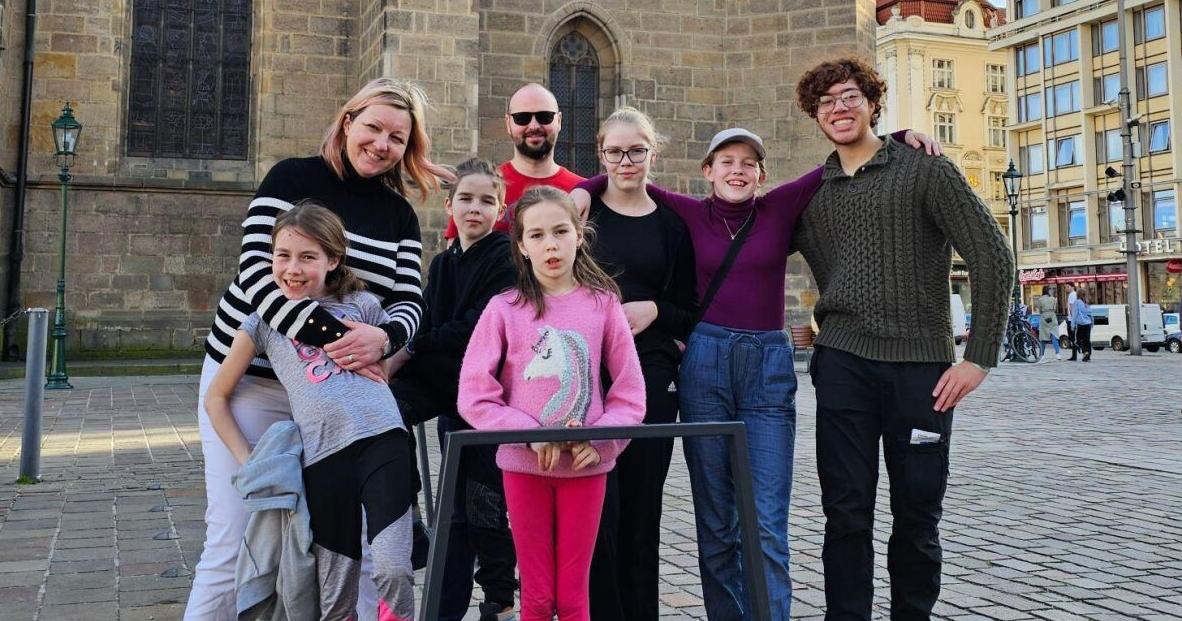 Local high school senior shares experiences in Czechia | Education ...