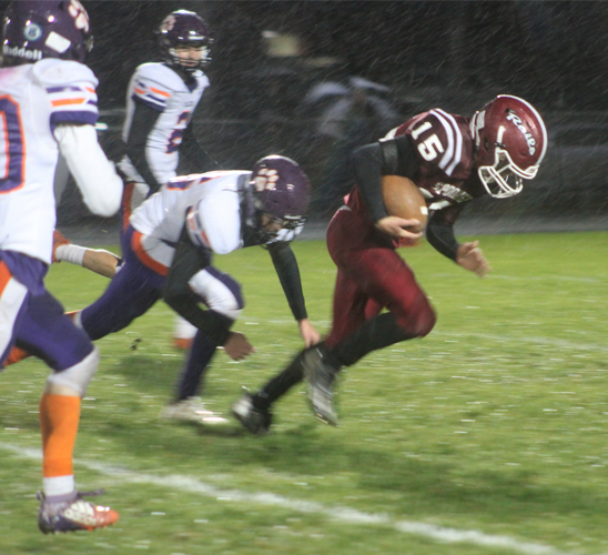 Spooner wraps up football season with nice home win | High School | apg ...