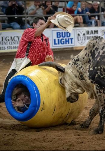 Rodeo Clown Robbie Hodges will be in arena at 69th Rodeo | Communities ...