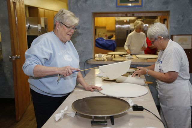 Lefse making | Free | apg-wi.com