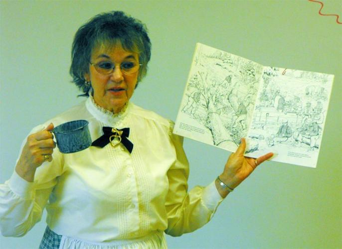 Phillips students learn about old-time logging | Schools | apg-wi.com