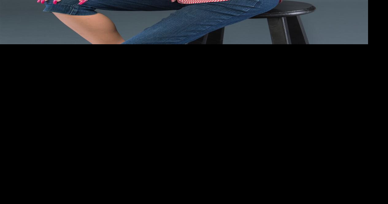 Susan G. Komen honors Dolly Parton with Promise Award | Price County ...