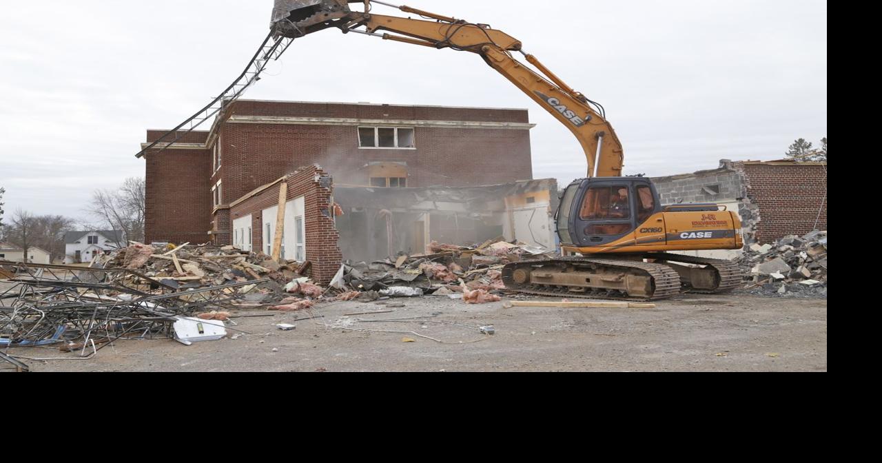 Hayward's historic school building demolished | Free | apg-wi.com