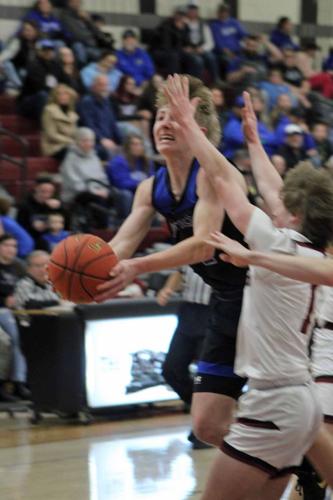 Boys basketball: Cameron earns outright Heart O' North title after win ...