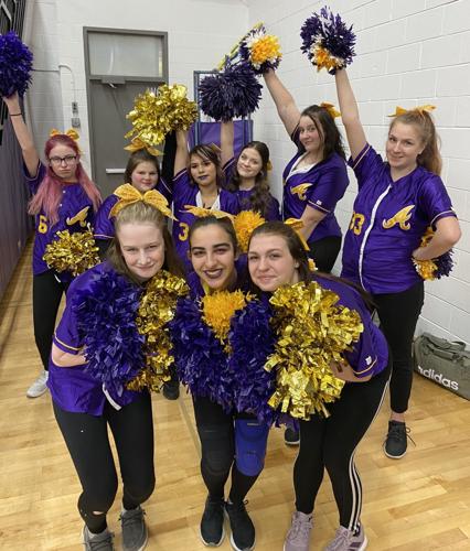 Bringing good cheer: AHS team reformed after years | High School | apg ...