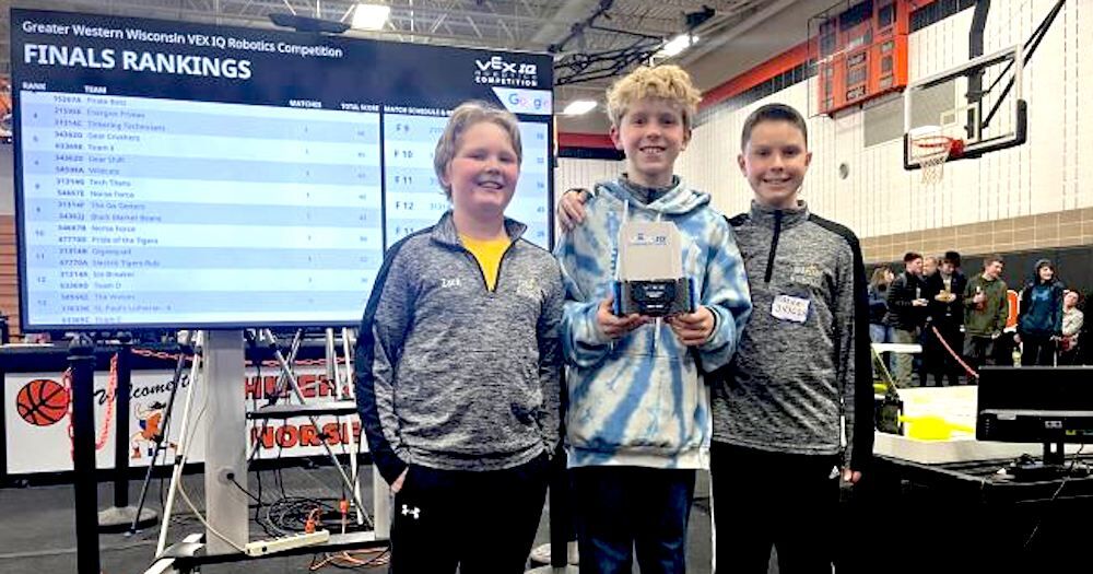 St. Joseph's Spartan robotics teams participate in regional competition ...