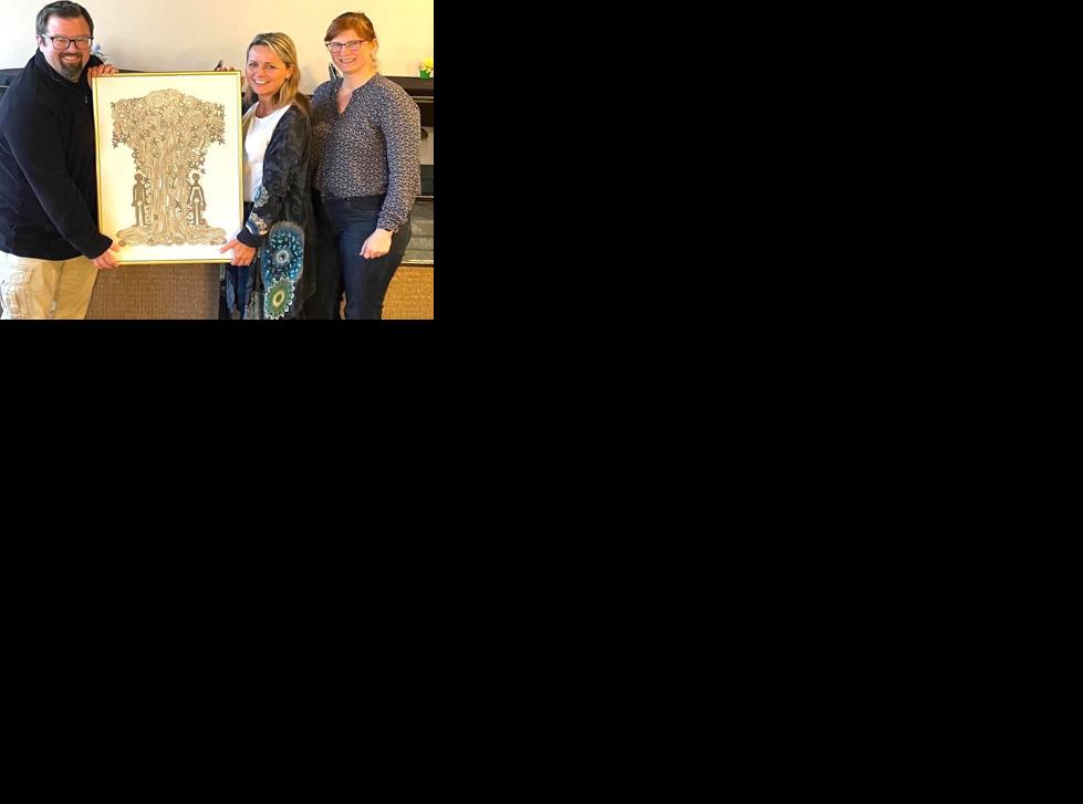 Zamberk delegates share Friendship Tree creation | Rice Lake Chronotype ...