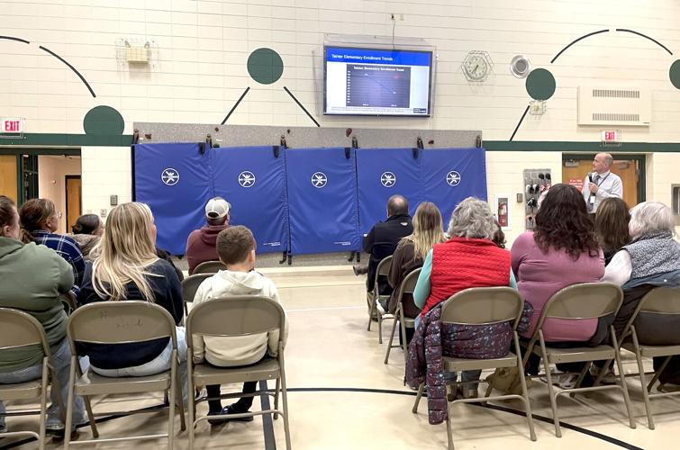 Haugen residents want its elementary school to remain | News | apg-wi.com