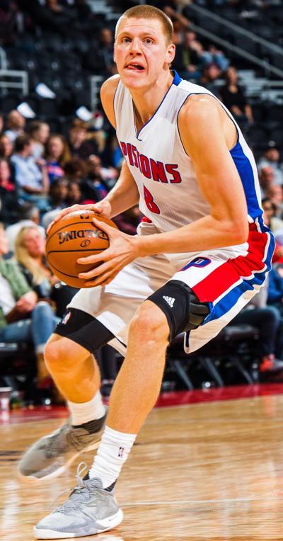 Henry Ellenson stays focused, waits for minutes | Subscriber | apg-wi.com