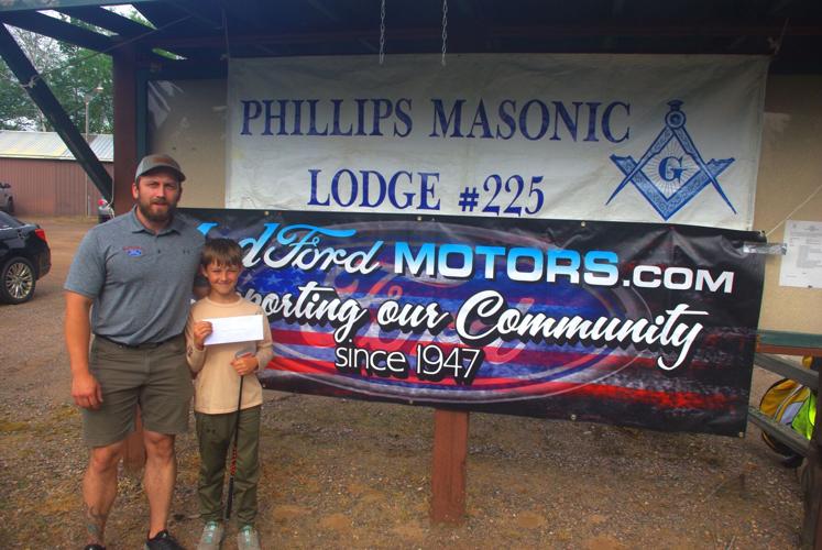 Masons golf outing supports scholarships | Price County Review | apg-wi.com