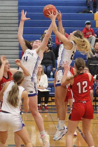 Prep girls basketball: Rice Lake shares the ball, locks up defensively ...