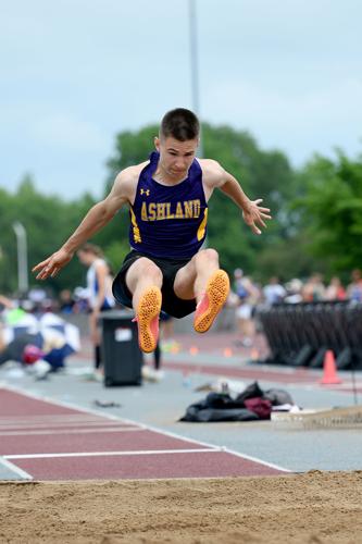 Leaving tracks | High School | apg-wi.com