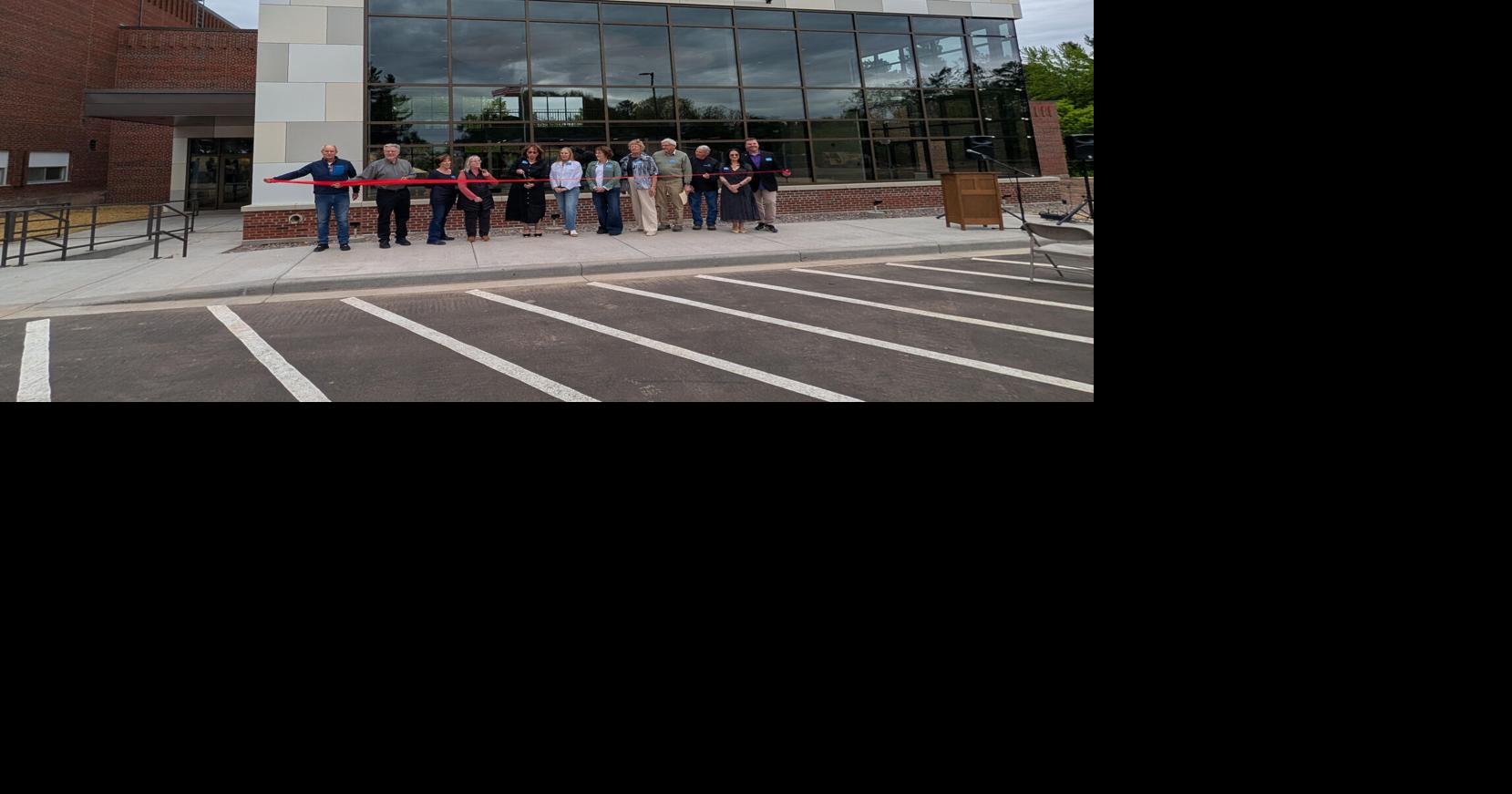Ta-da! Newly renovated Arts Center unveiled | Local | apg-wi.com