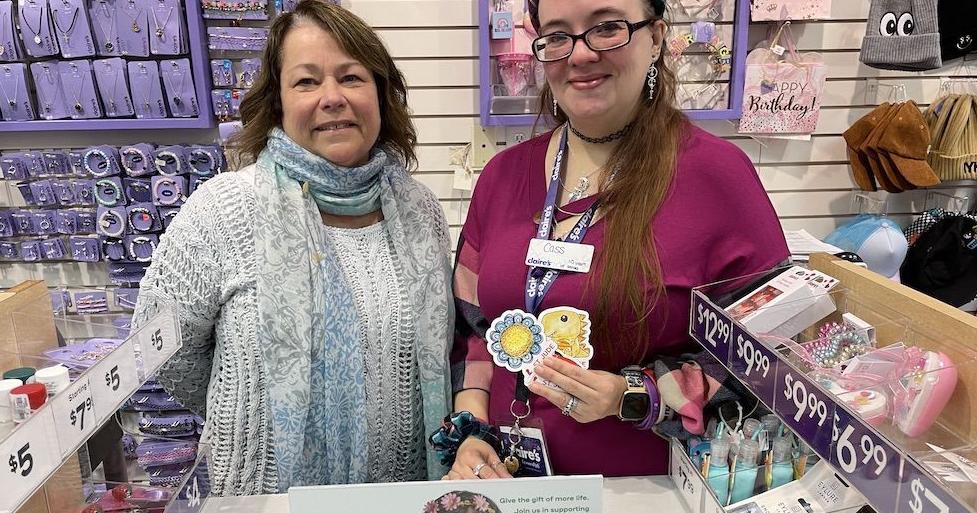 Shoppers helped Claire's surpass $1,000 goal for St. Jude Children's ...