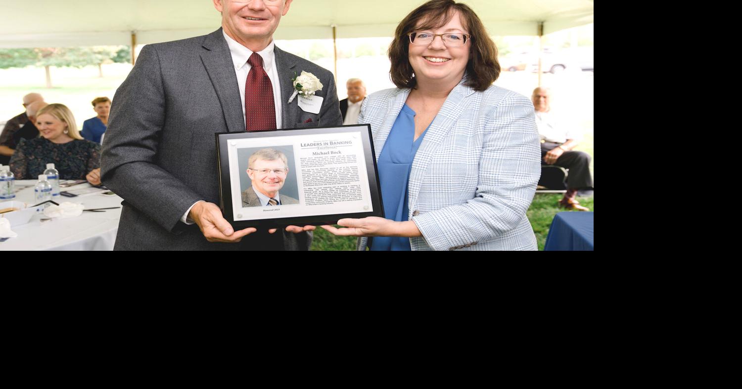 Bock receives Leaders in Banking Excellence award | News | apg-wi.com