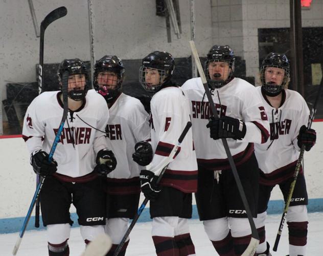 Rail hockey boys thrill home crowd with big win | High School | apg-wi.com
