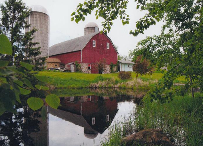 100 years of farming at the Linds | Free | apg-wi.com