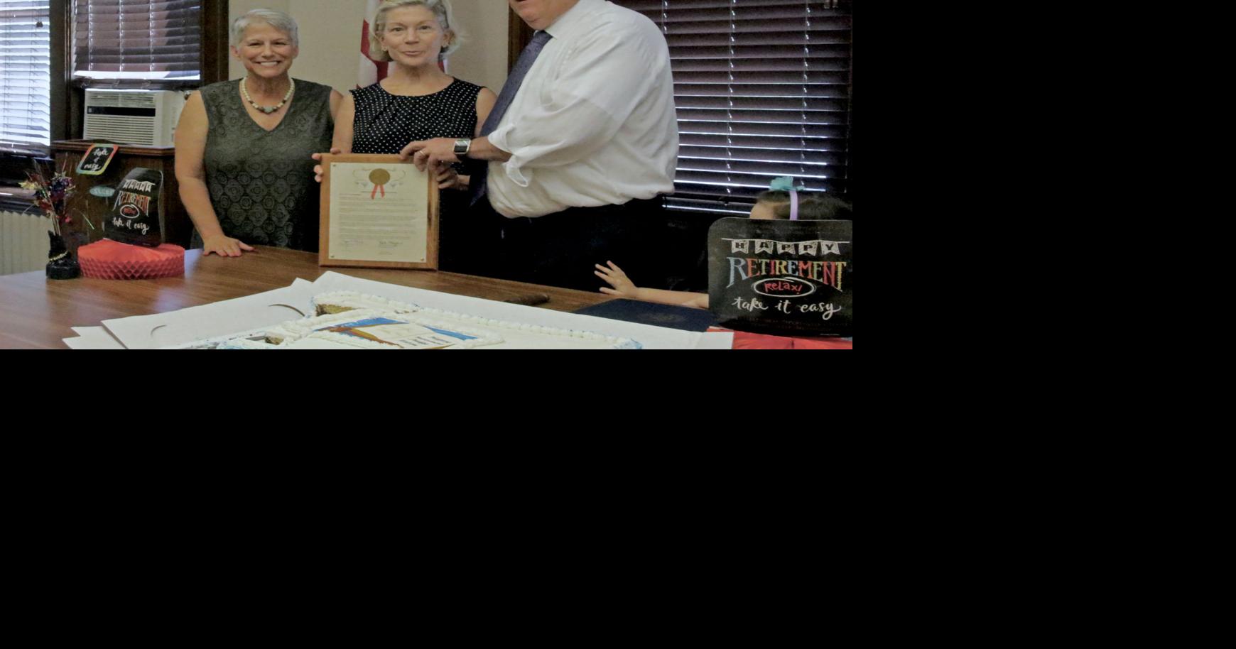 Eaton honored on last day as judge | Subscriber | apg-wi.com
