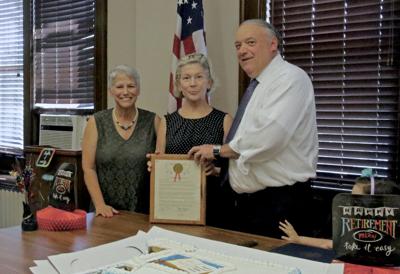 Eaton honored on last day as judge | Subscriber | apg-wi.com