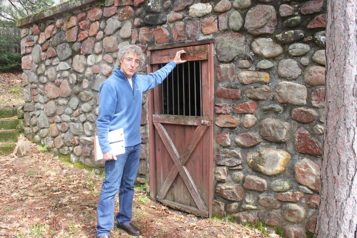 Images from the Wisconsin Historical Society visit to Al Capone's ...