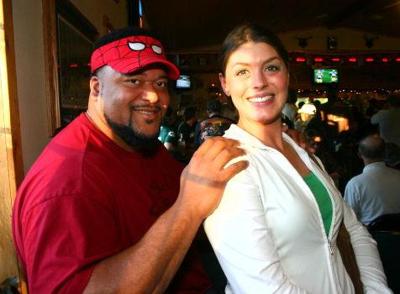 Meeting the Packer fans | News | apg-wi.com