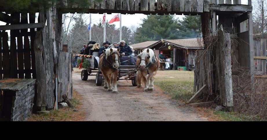 Christmas at the Forts at Forts Folle Avoine | Outdoors | apg-wi.com