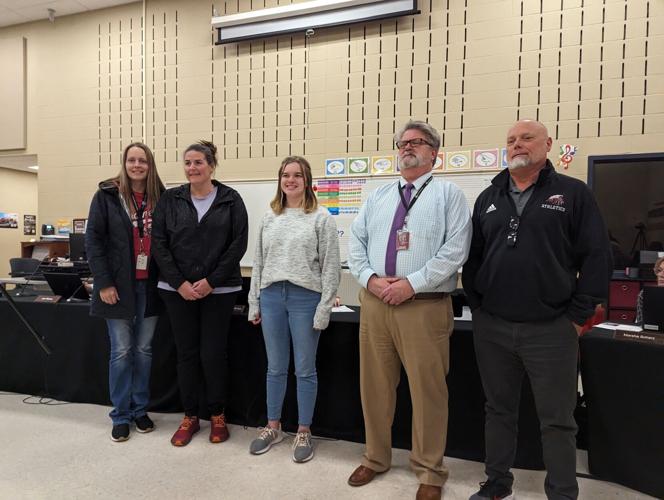 Hockey a topic of discussion at School Board meeting | Local | apg-wi.com