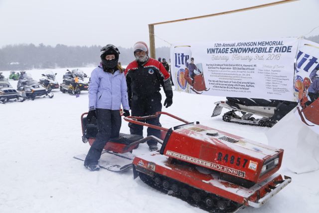 Johnson Memorial Vintage Snowmobile Ride | Free | apg-wi.com