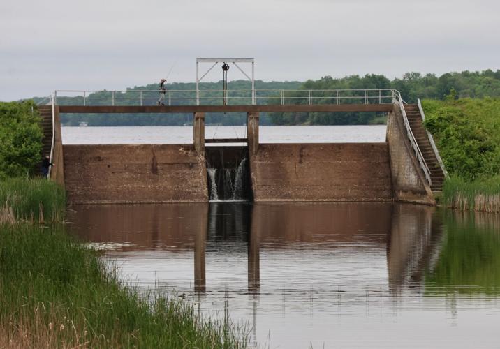 Nelson Lake drawdown controversy roils shoreowner meeting | Sawyer ...