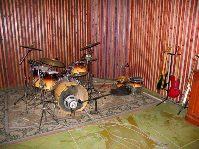 Underground recording studio sees the light of day | Archives | apg-wi.com