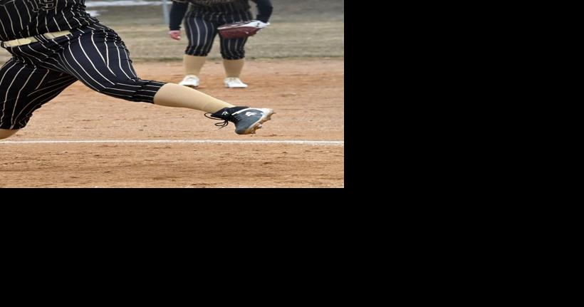 Hurricanes softball improves to 4-0 | Subscriber | apg-wi.com