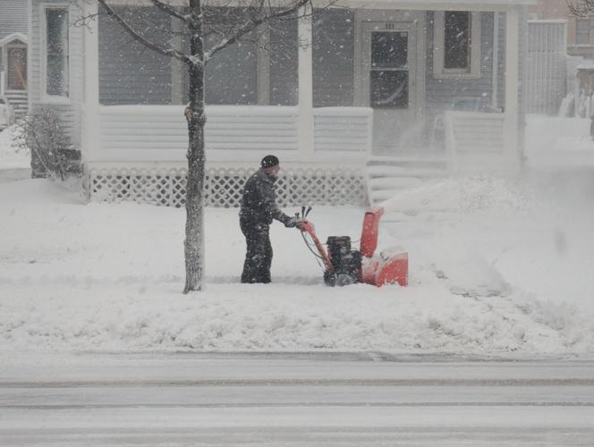 First blizzard of the season hits Bay Area, knocking out power to ...
