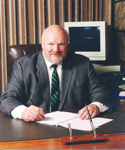 Marquip founder Carl Marschke receives PCEDA Lifetime Achievement Award ...